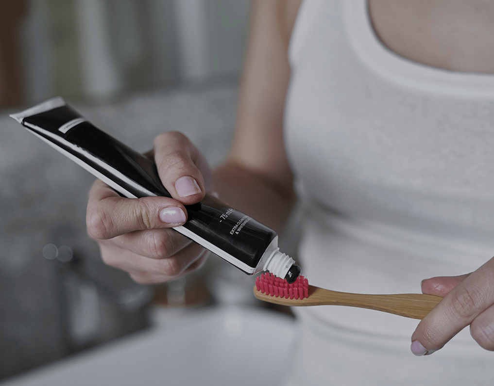 Best Tips When Choosing The Right Toothpaste (2023 Guide) – NatruSmile